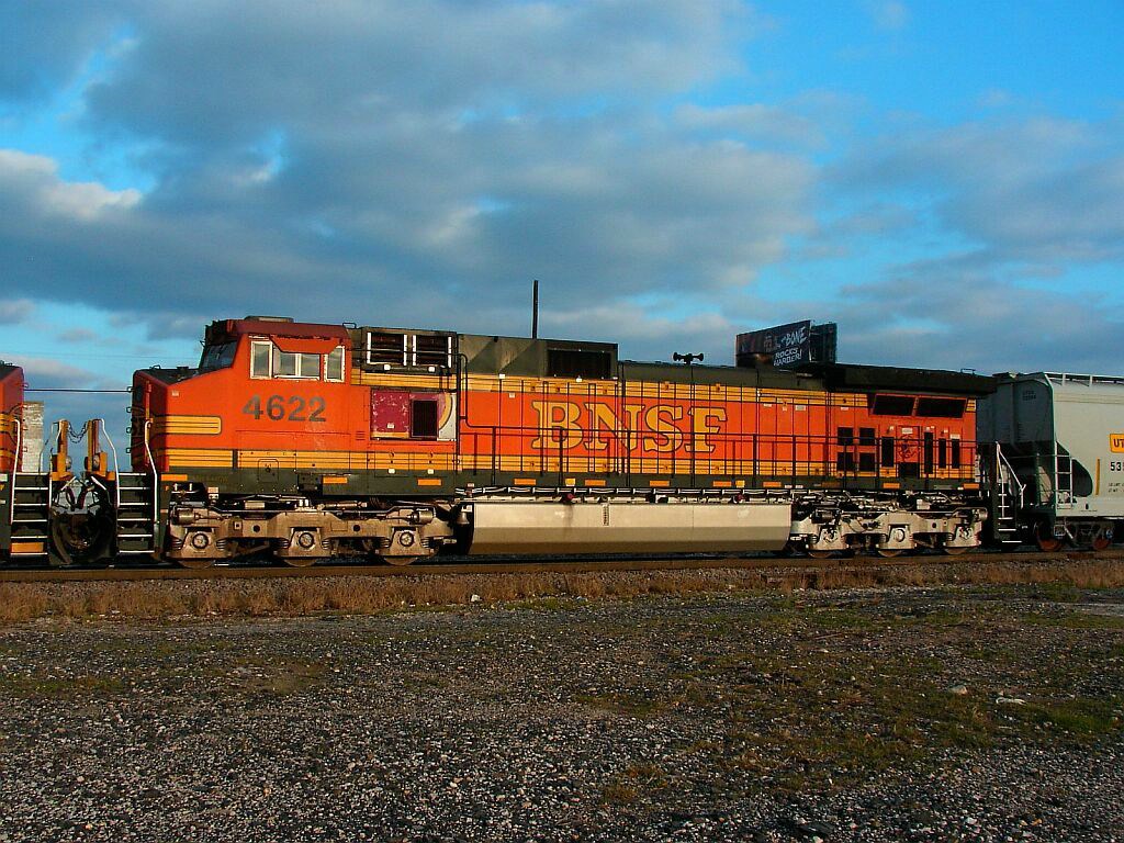 BNSF 4622